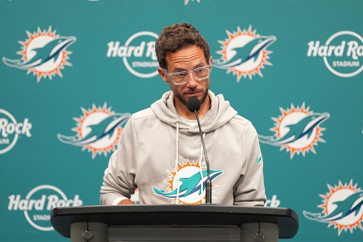 Mike McDaniel se la juega en los Dolphins y sólo estamos en la semana 2 ...